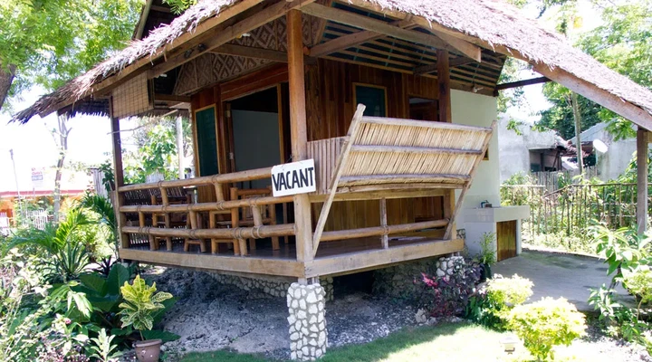 Mayas Native Garden Resort - Moalboal