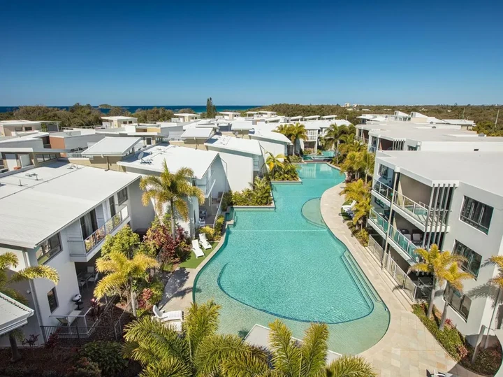 Sand Dunes Resort - Sunshine Coast Queensland, Australia
