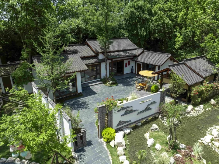 Chengdu Xiaoya Bathing Pool B&b - Chengdu