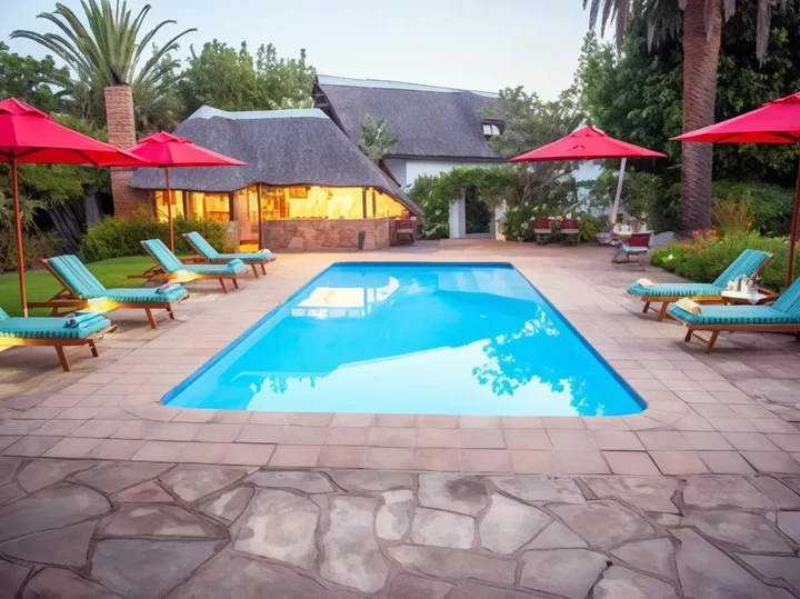 Easy Five Guest House - Somerset West