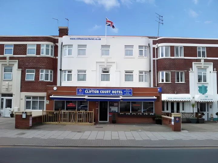 Clifton Court Hotel - Blackpool