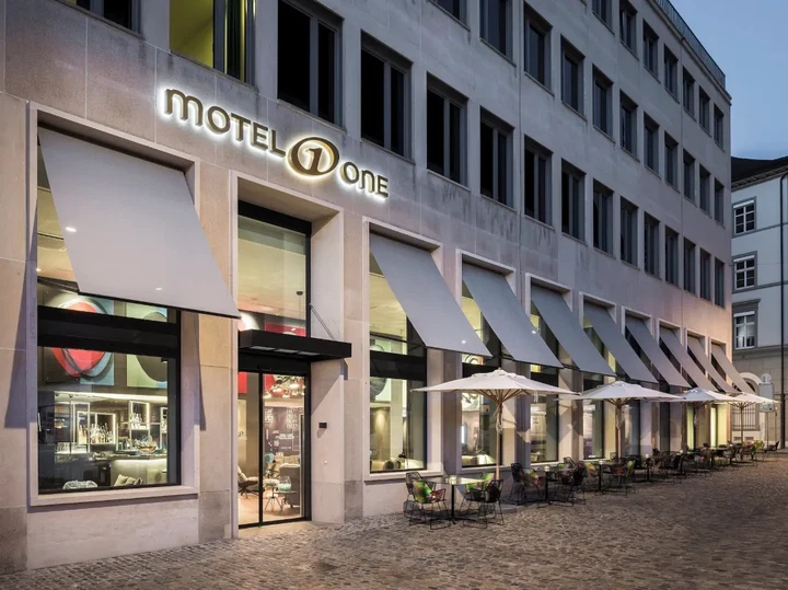 Motel One Basel - Basel