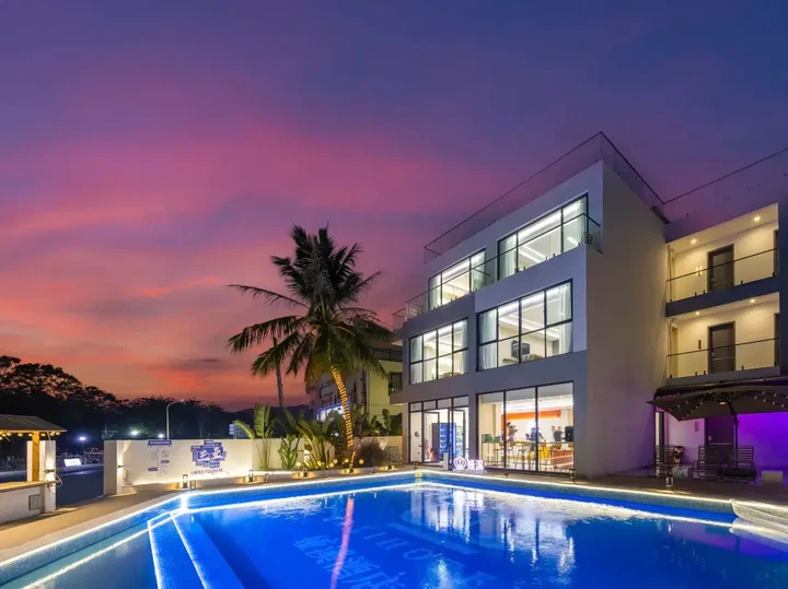 Yaxi Hotel - 