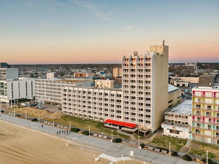 Ocean Sands Resort, Oceanfront, Virginia Beach By Vacatia - Virginia Beach, VA