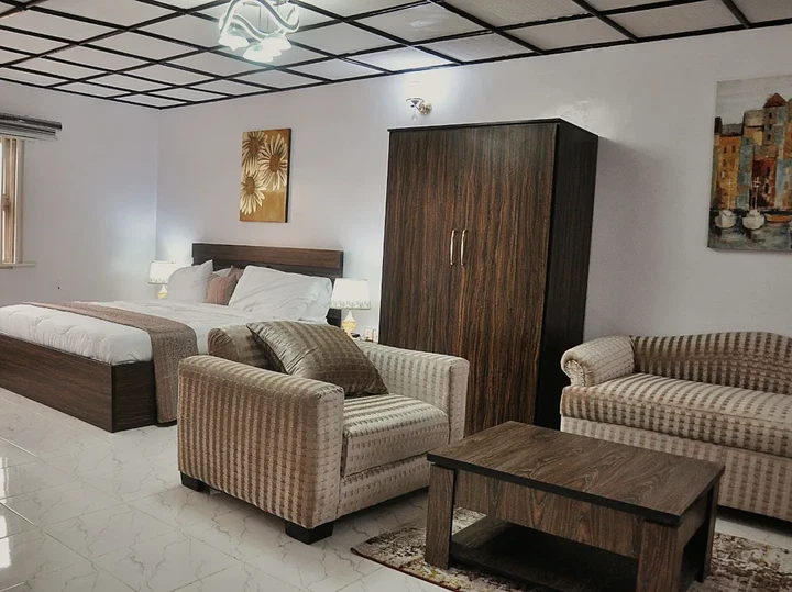 Jolie Suites - Lagos