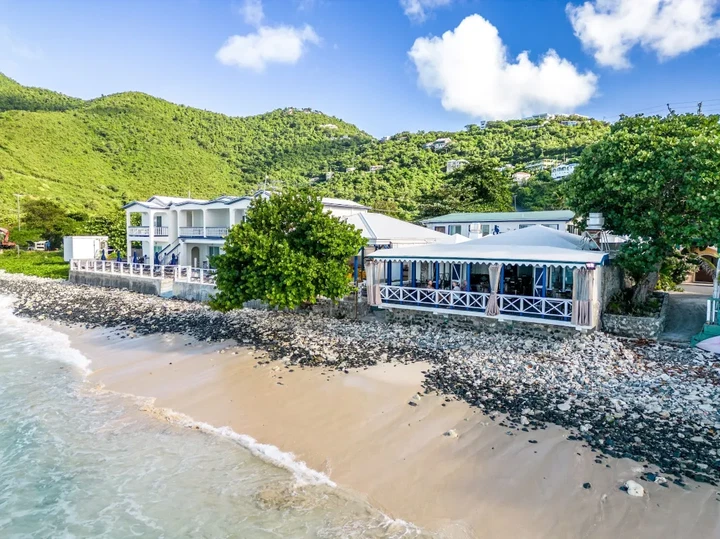 Sebastian's On The Beach Hotel - Saint John