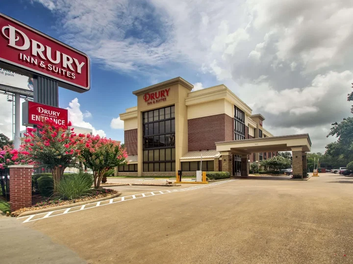 Drury Inn & Suites Houston Galleria - Stafford, TX