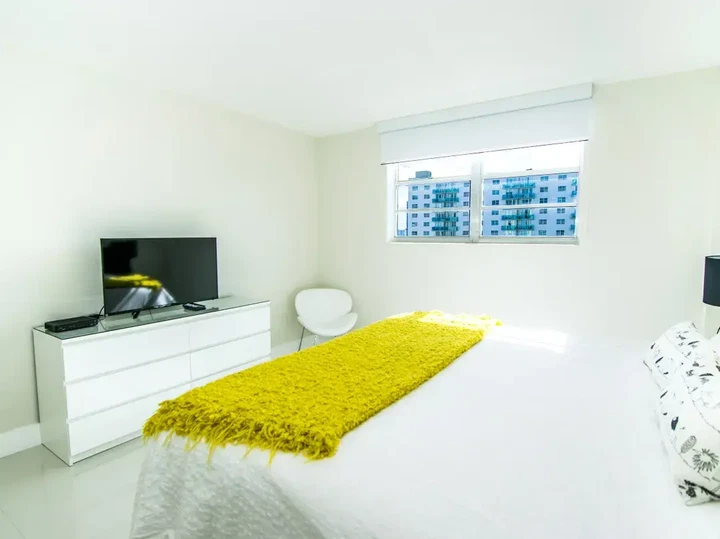 Ocean Reserve 1112 - Aventura, FL