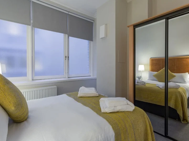 Premier Suites Plus Glasgow George Square - Glasgow