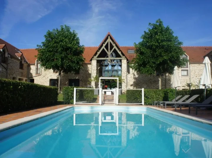 Hôtel Les Suites - Domaine De Crecy - Crécy-la-Chapelle