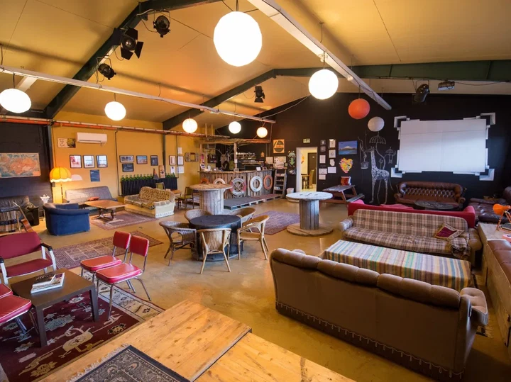 The Freezer Hostel & Culture Center - Iceland