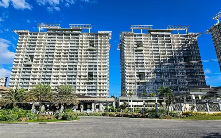Ultra-luxury Oceanview: Jacuzzi & Massage Chair. - Davao City