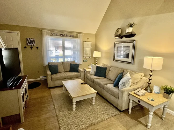 Elmwood Resort Hotel - Ogunquit, ME
