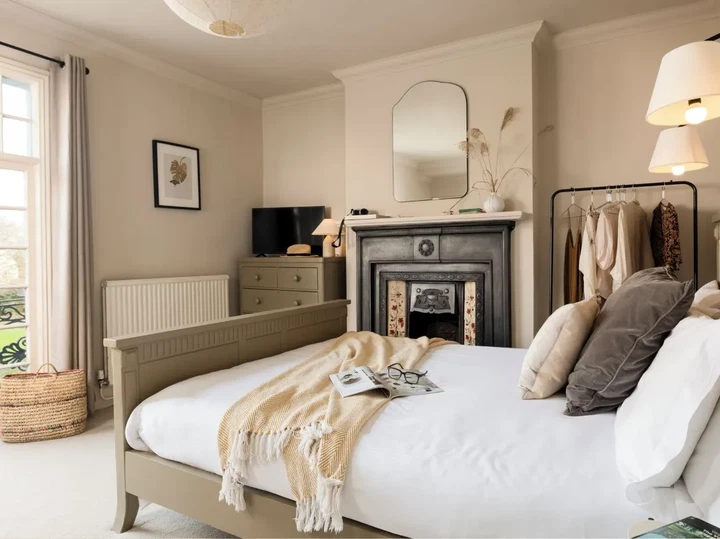 Morleys Bistro | By Huluki Sussex Stays - Brighton and Hove