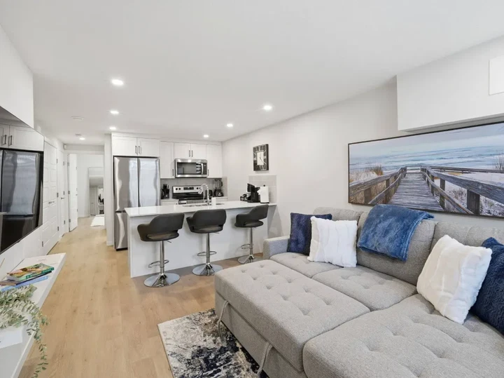 Livingston Haven - Suite Privée Moderne D'une Chambre - Calgary
