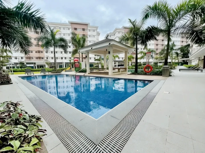 Hope Residences Cozy Belle Home Beside Sm Mall - Luzon