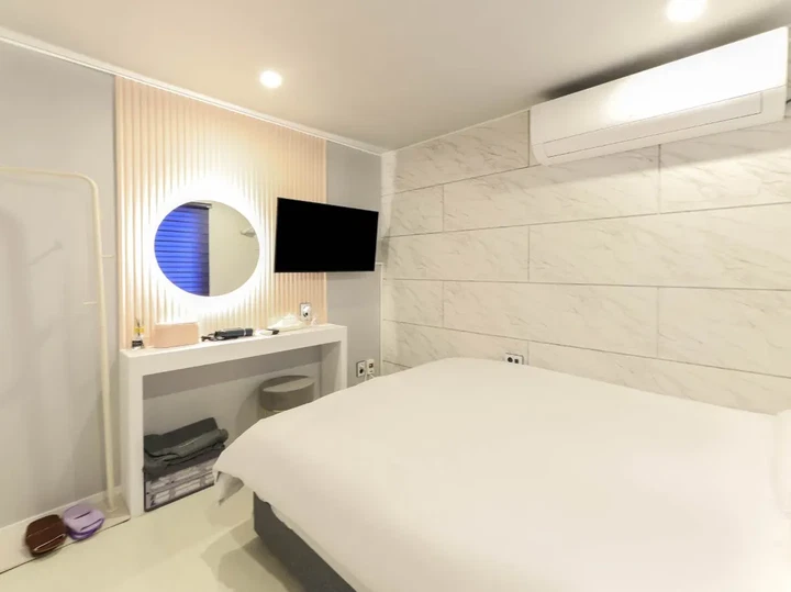 Gyeongju Donghang Stay Mini Hotel - Gyeongju-si
