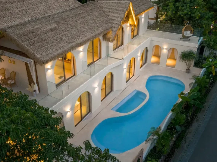 Fragrant Thai Hotel Guesthouse - Chengdu