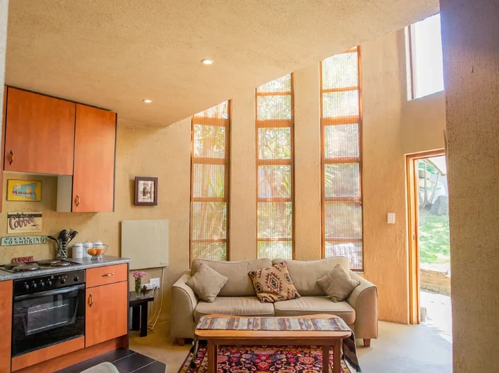 Moonflower Cottages - Randburg