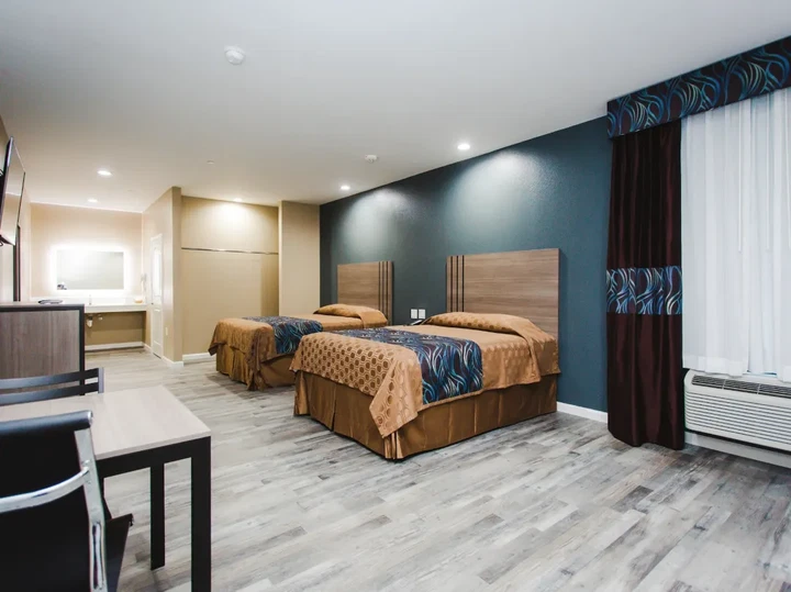 Budget Host Inn & Suites - Sugar Land, TX