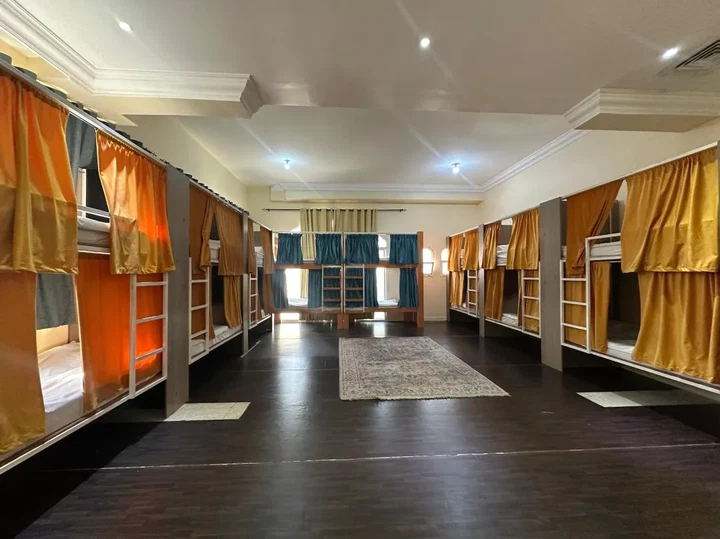 Lunar Beach Hostel - Abu Dhabi