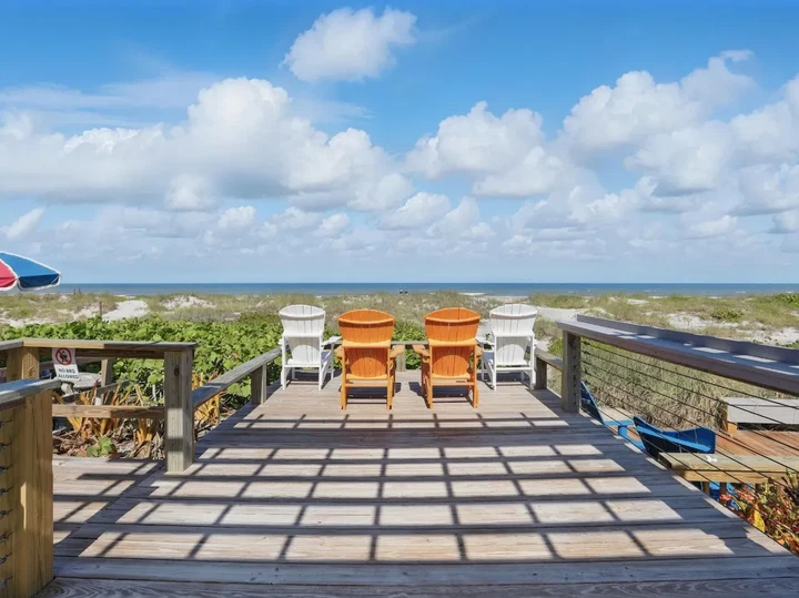 Coco Sands Beachside Cottages - Cocoa Beach, FL
