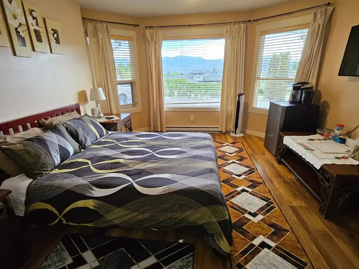 Rodee Homestay - West Kelowna