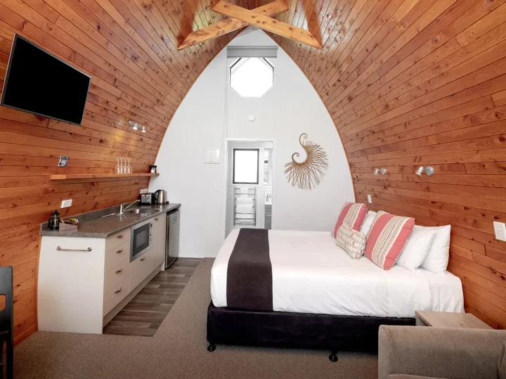 Hot Water Beach Top 10 Holiday Park - Hahei
