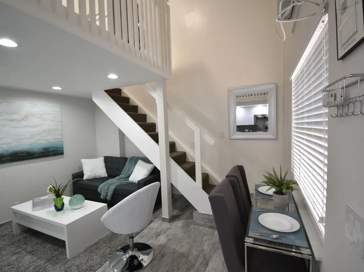 Hobe Lofts - Hollywood, FL