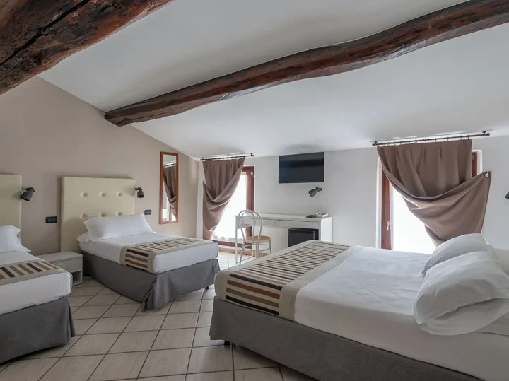 Hotel Mantegna Stazione, Mantegnahotels - Mantua