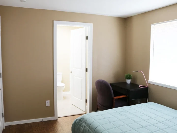 Quiet, Clean And Comfortable Room - Kirkland, WA