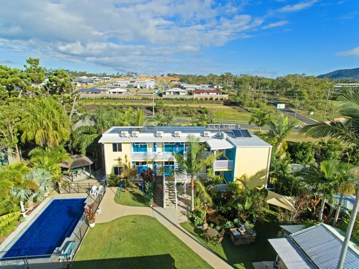 Coral Inn Boutique Resort - Queensland