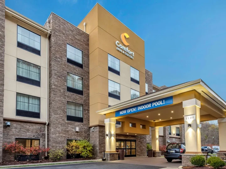Comfort Inn & Suites Pittsburgh South - Pittsburgh, PA