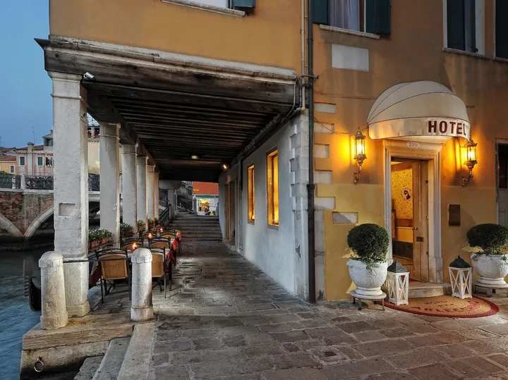 Hotel Arlecchino - Venice
