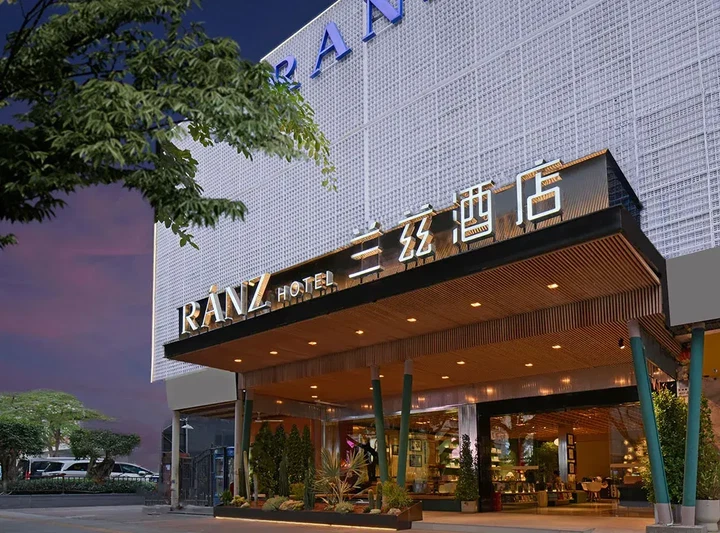 Shenzhenwannan Oil  Lanz Hotel - Hong Kong