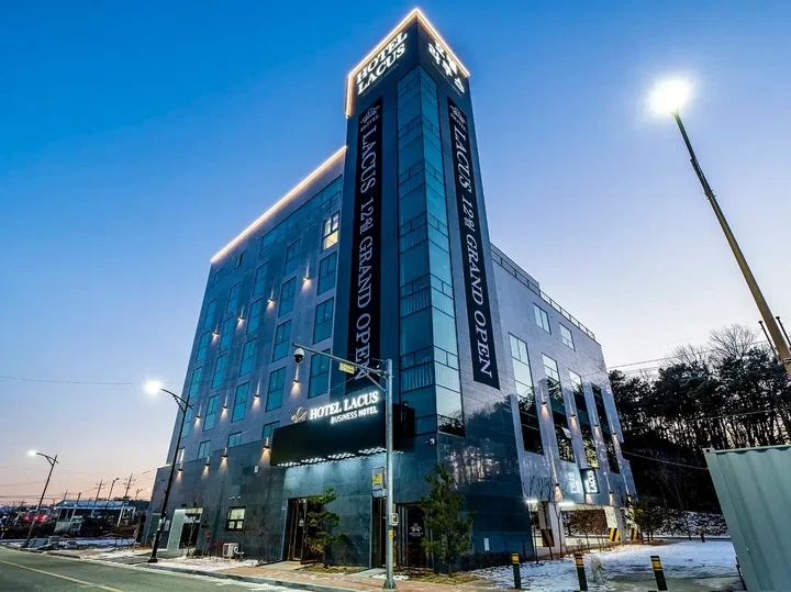Jincheon Hotel Lacus - Daejeon