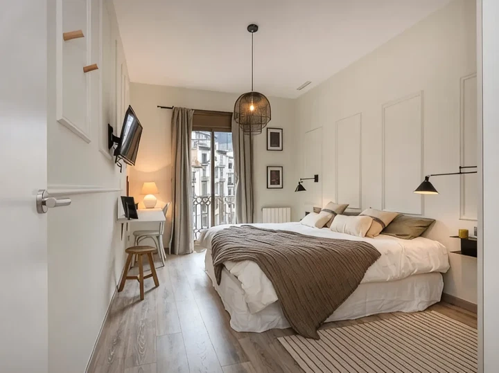 Luxury 4-bedrooms In Rambla De Catalunya - Barcellona