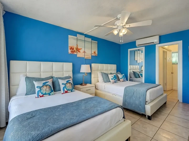 Castle By The Sea Motel - Pompano Beach, FL