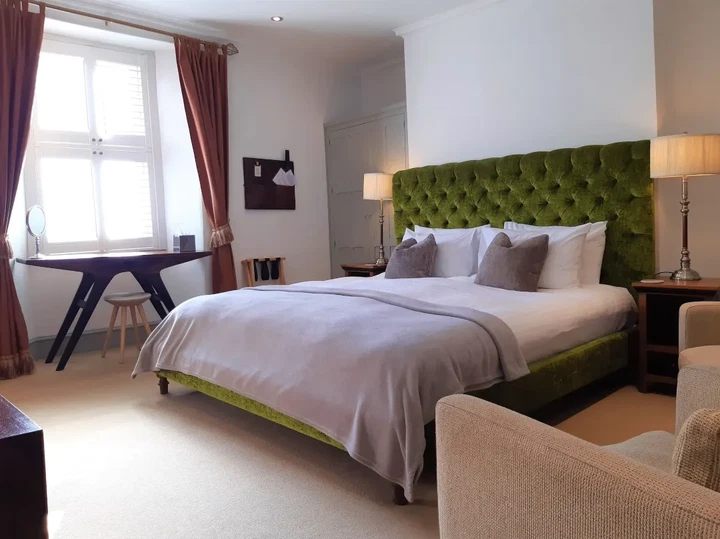 Browns Hotel - Dartmouth