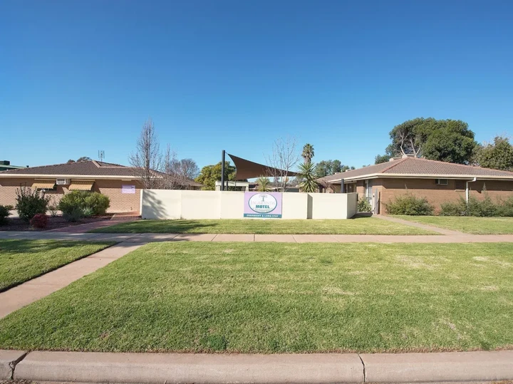 Jacaranda Holiday Units - Swan Hill