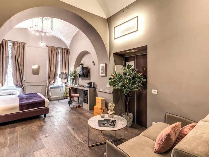 Terlie Tomacelli - Rome