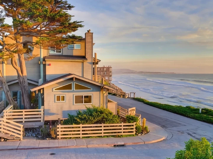 Cypress Inn On Miramar Beach - Half Moon Bay, CA