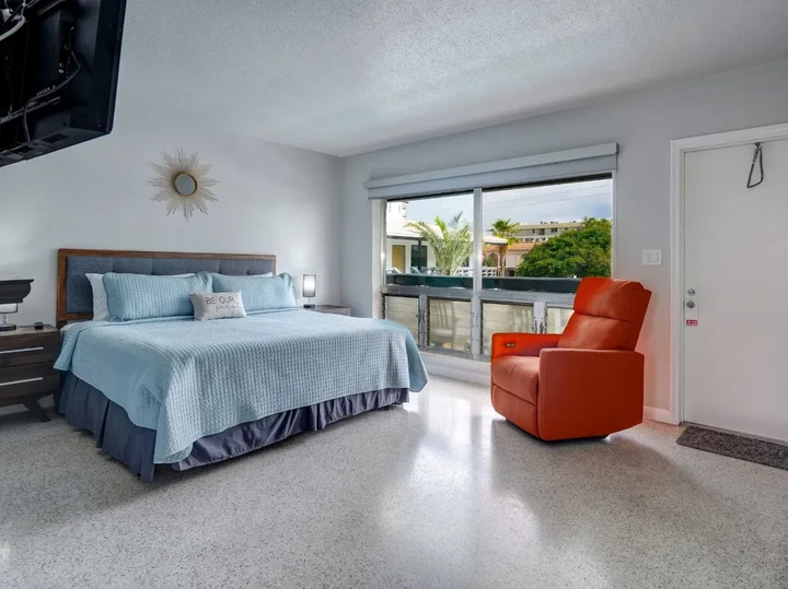 Ocean Villas Of Deerfield - Delray Beach, FL