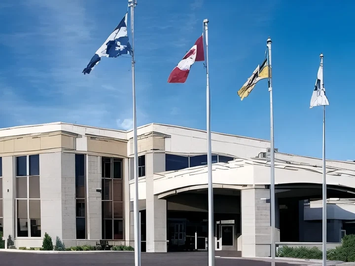 Hotel Le Montagnais - Saguenay