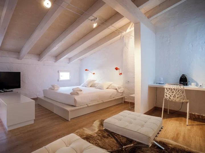 Cheap & Chic Hotel - Ciutadella de Menorca