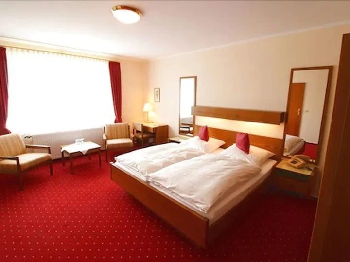 Landhotel Helms - Bergen