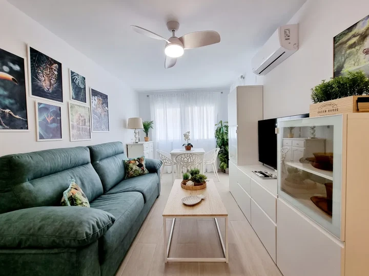 Moderno Y Acogedor Piso A Un Paso De Playa Los Locos - Torrevieja