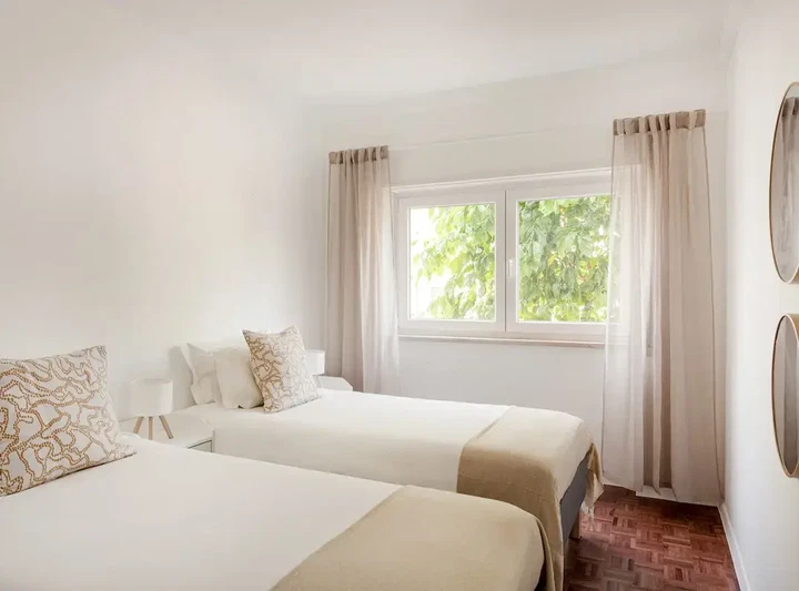 Estoril Beach | Your Family Escape - Estoril