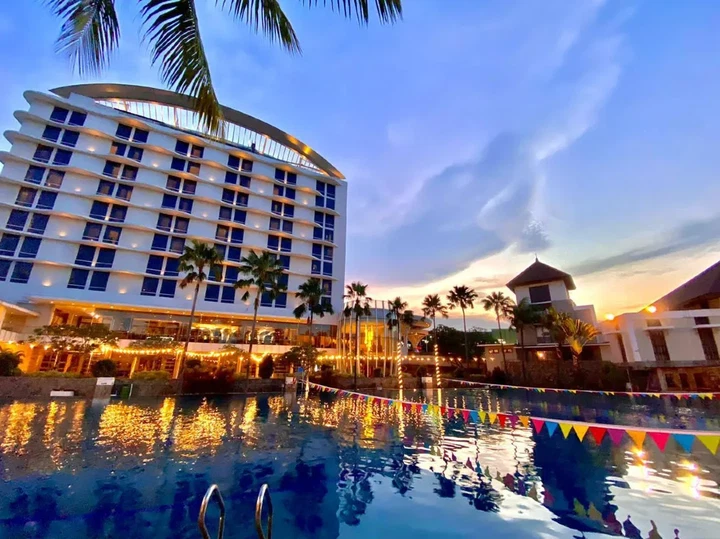 Hotel Santika Premiere Kota Harapan Indah - Jakarta