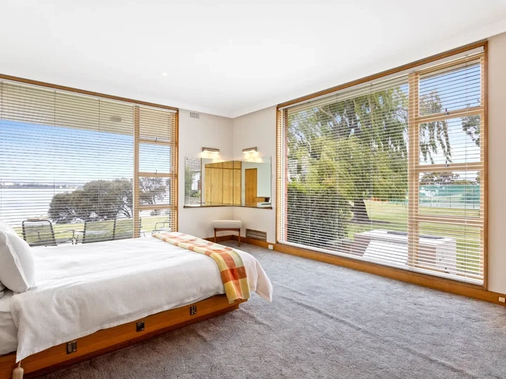 Riverfront Motel & Villas - Tasmania